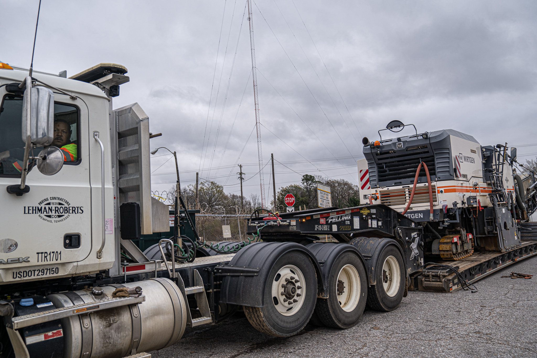 WHO Behind What We Do: Lowboy Drivers - Lehman-Roberts Company